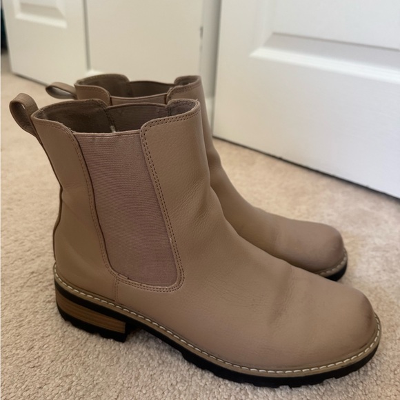 Universal Thread | Shoes | Universal Thread Boots | Poshmark